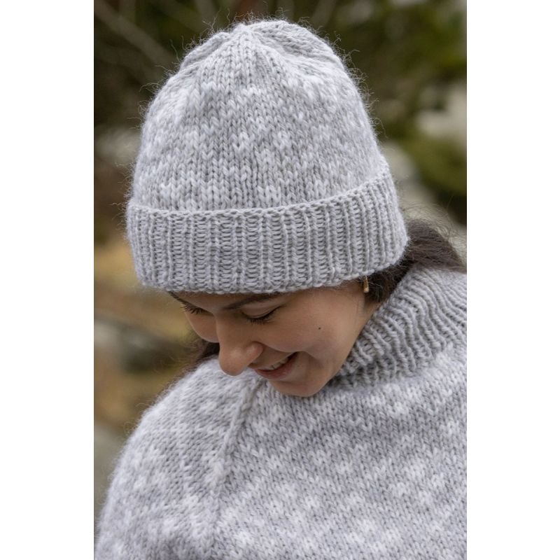 Fjellrose strikkelue - Viking 2310-13